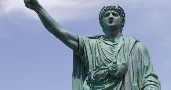 Megtalálták a színházat, ami zengett Nero császár költeményeitől ...