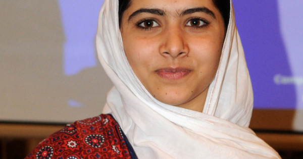 Malala Juszafzai új könyvén dolgozik, ezt sokkal személyesebbnek ígéri ...