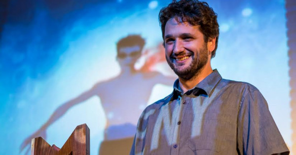 Totth Benedek a félelmeit írta meg Az utolsó utáni háborúban - Könyves ...